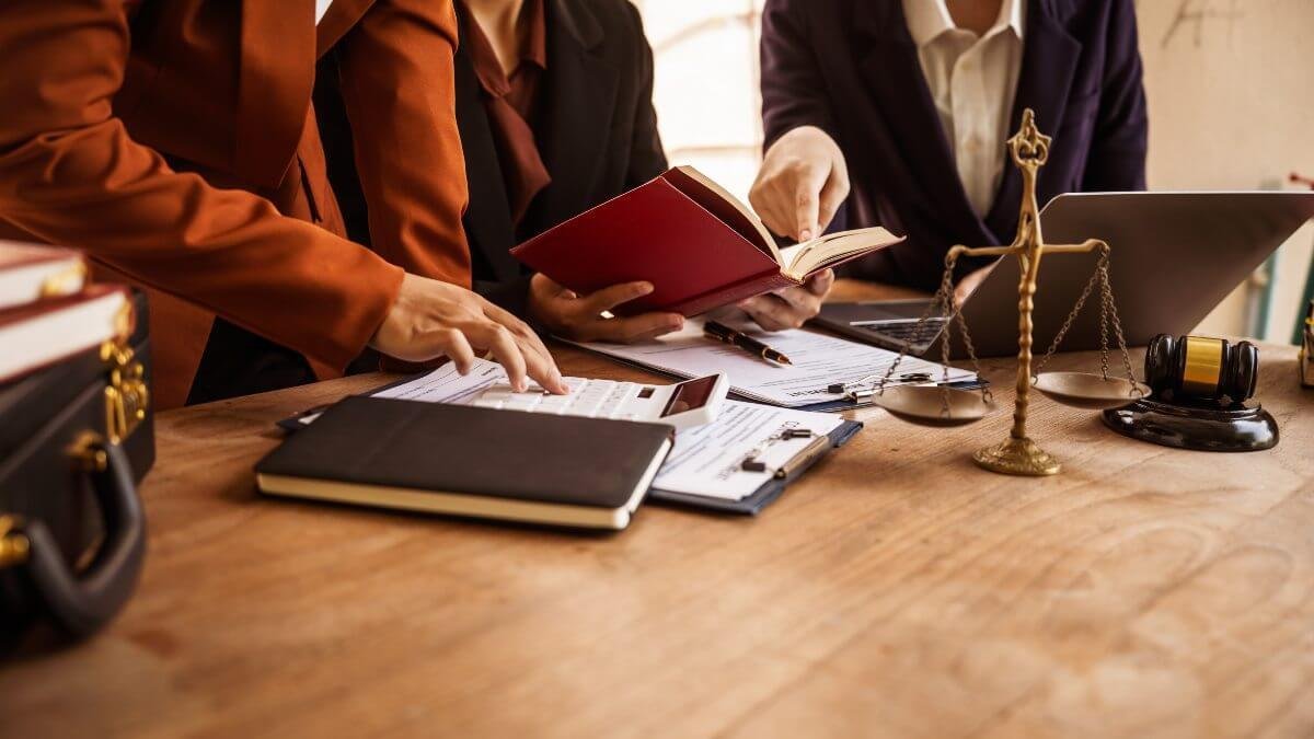 Estudia Derecho Sin Complicaciones: Licenciatura Online en CIETEC ...